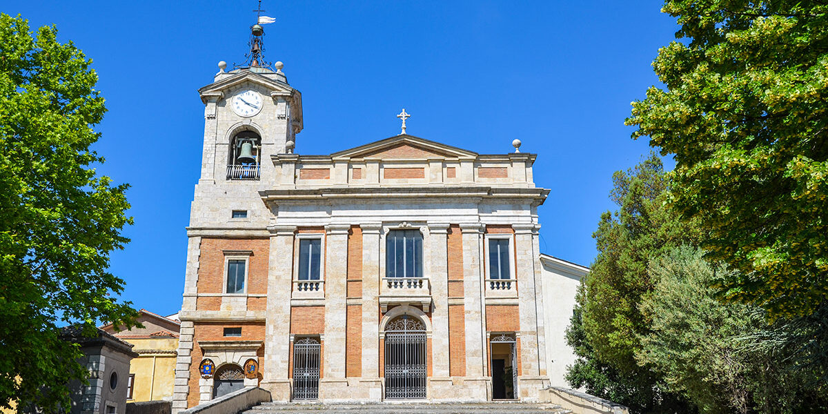 MIRACOLI EUCARISTICI: IL MIRACOLO DI ALATRI DEL 1228 - Vativision