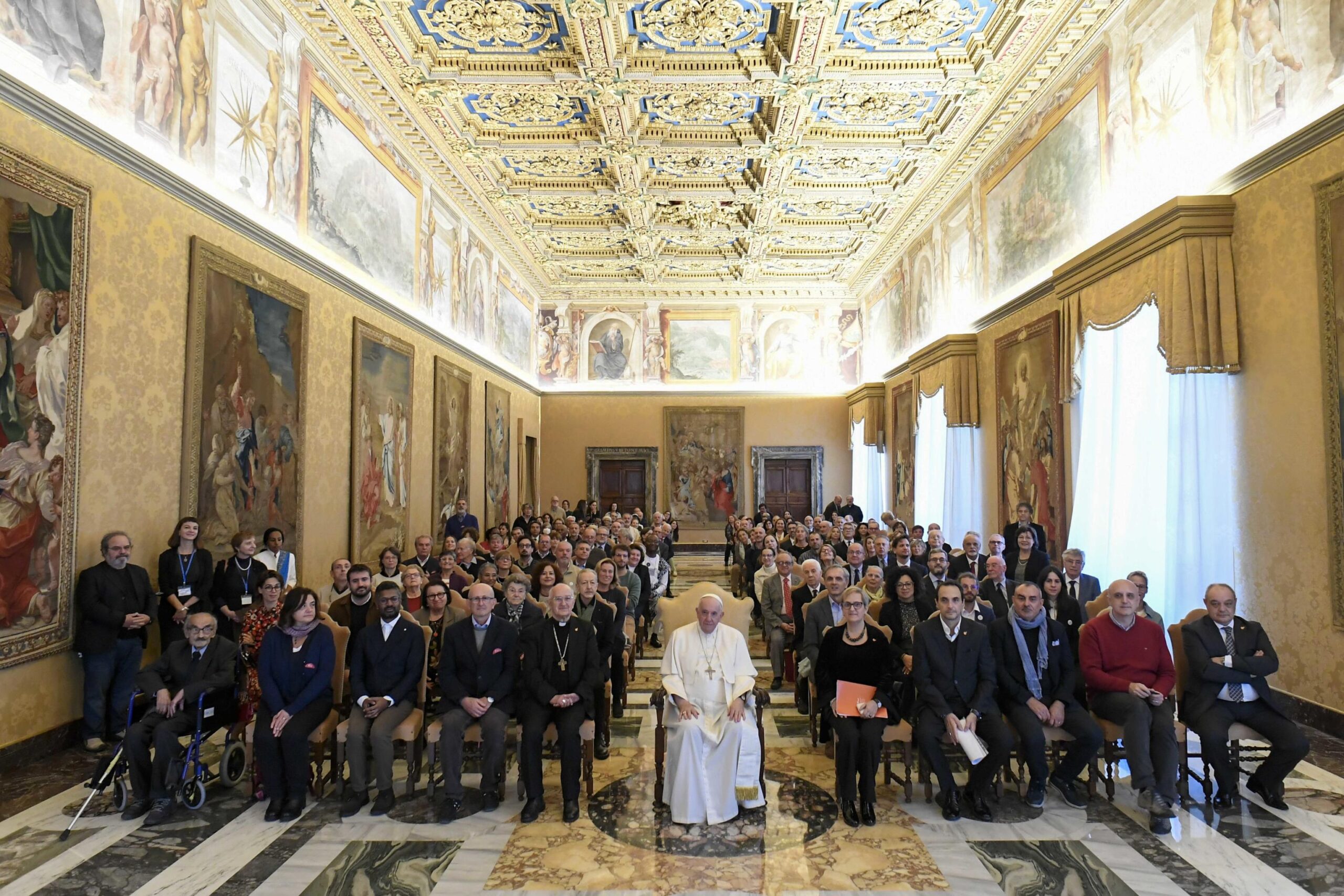 PAPA: TANTI MIGRANTI MUOIONO MENTRE SI DISCUTE DEI LORO DESTINI ...